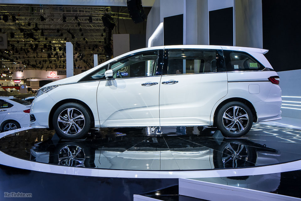 CẬN CẢNH THỰC TẾ HONDA ODYSSEY 2016 – MẪU XE GIA ĐÌNH CỠ LỚN – Honda ...